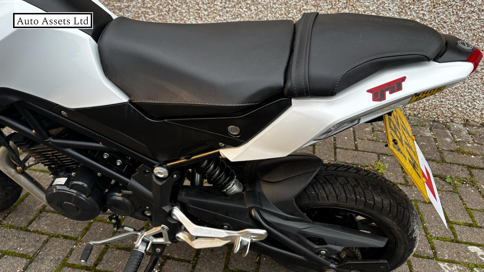 Benelli TNT 125 Naked Petrol Manual (11 bhp) - Benelli - Used Vehicles ...